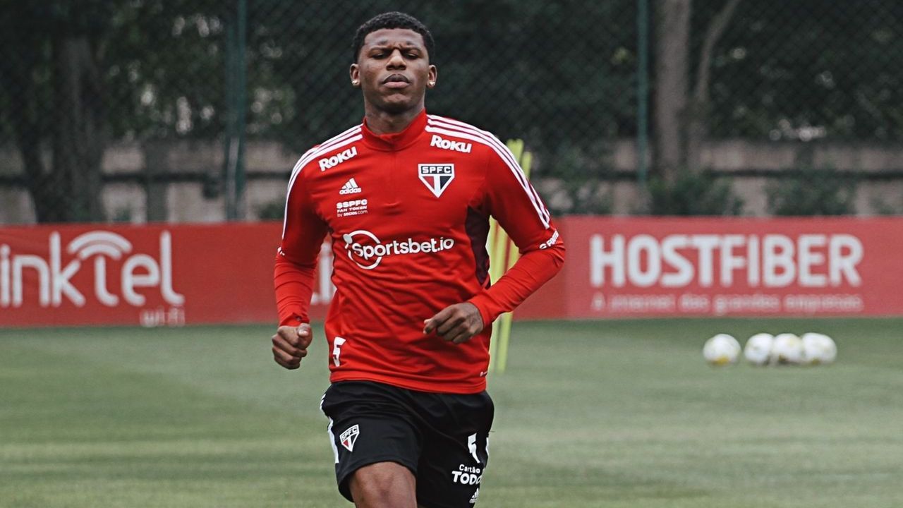 Robert Arboleda fue liberado por Sao Paulo y se unirá a la selección - ESPN