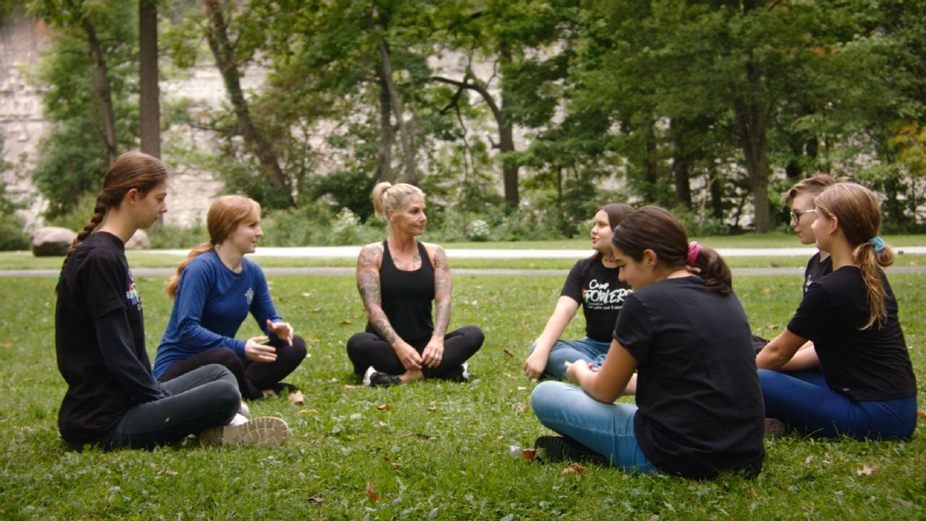 Liz Ferro completed 50 marathons in 50 states, and now she's helping ...