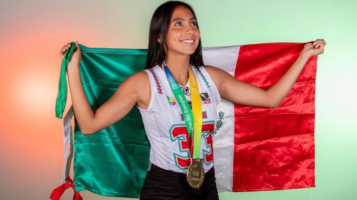 Diana Flores, la quarterback campeona del mundo y embajadora de la NFL ...