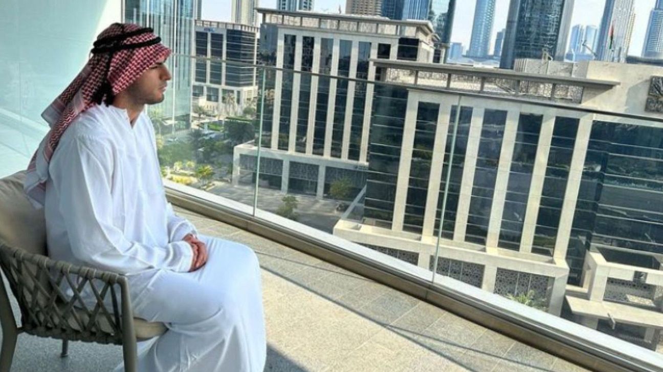 seleccion peruana Zambrano se viste como jeque en Dubai vacaciones - ESPN