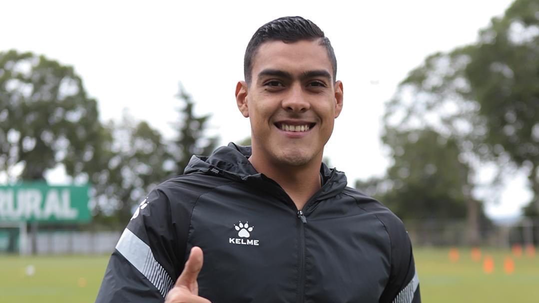 ¡Nuevo fichaje albo! Comunicaciones contrata al delantero nacional ...