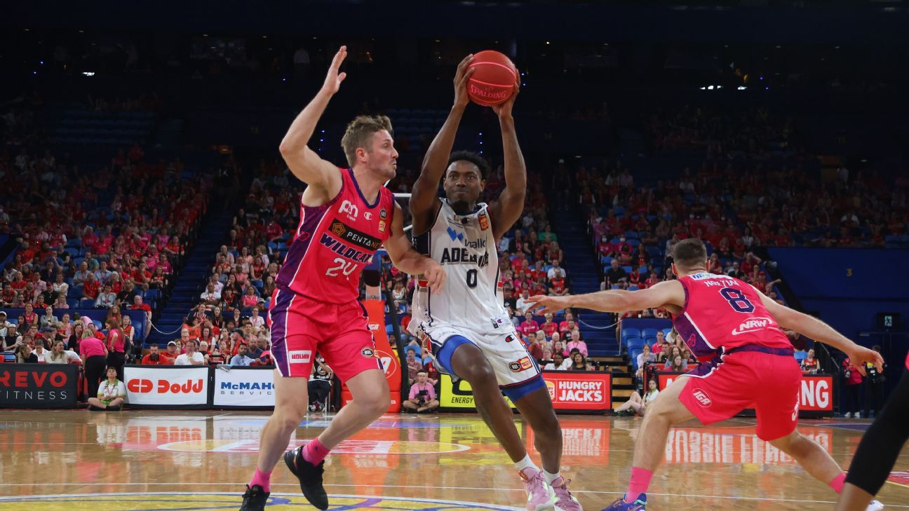 Adelaide 36ers unlock multi-dimensional offence in Craig Randall II's ...