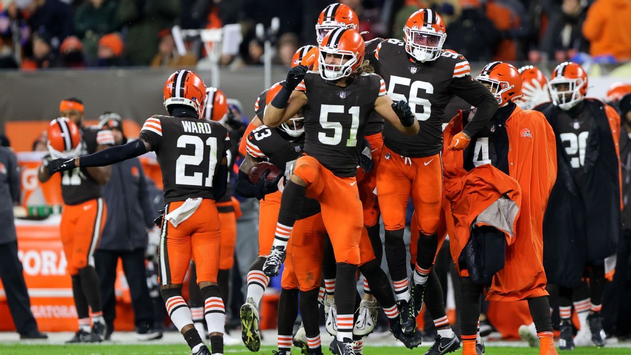 Cleveland Browns' improving defense too little, too late - ESPN ...