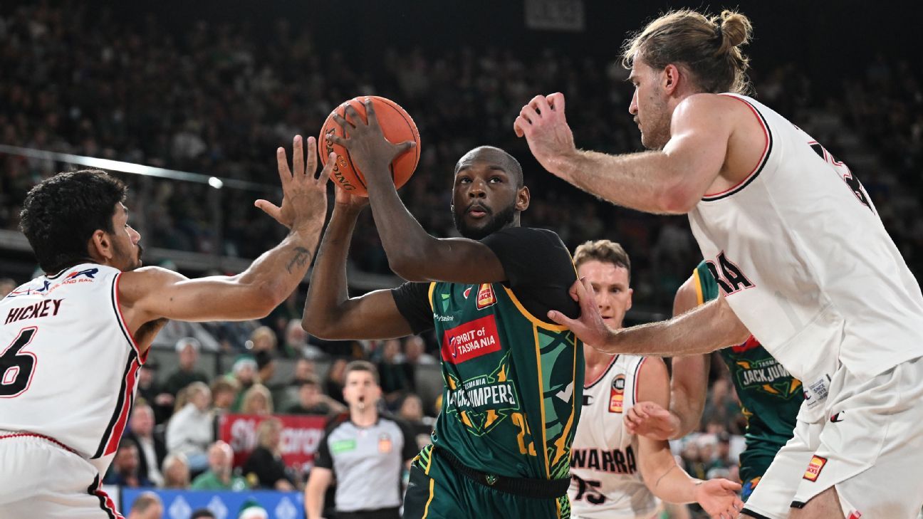 JackJumpers thump hapless Hawks in NBL - ESPN