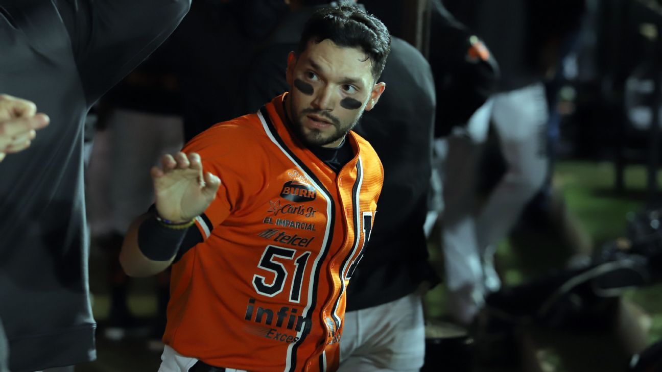 Receptor mexicano César Salazar queda en roster de Houston Astros para ...