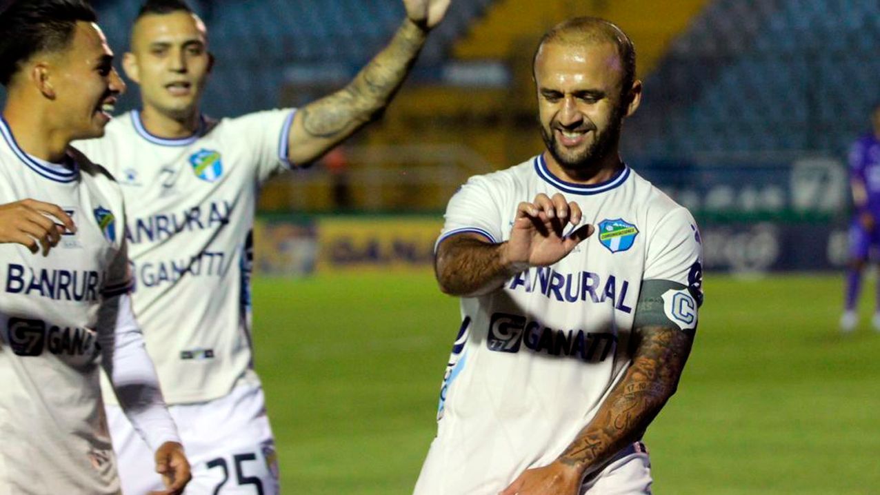 ¡La noche del 'Moyo'! José Manuel Contreras lidera triunfo Crema con un ...