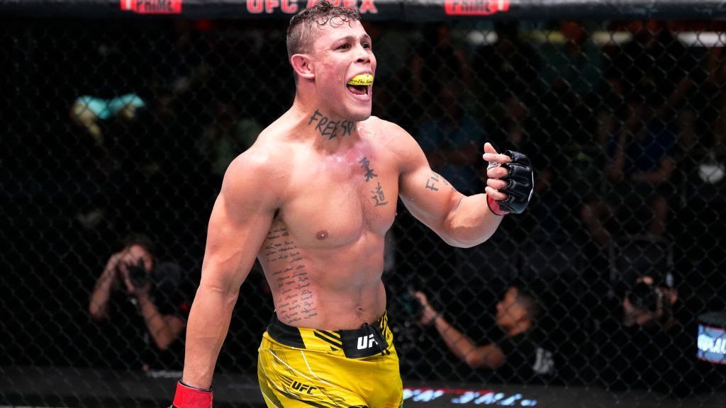 Caio Borralho finaliza polonês, vence a 11ª seguida no MMA e fala ...