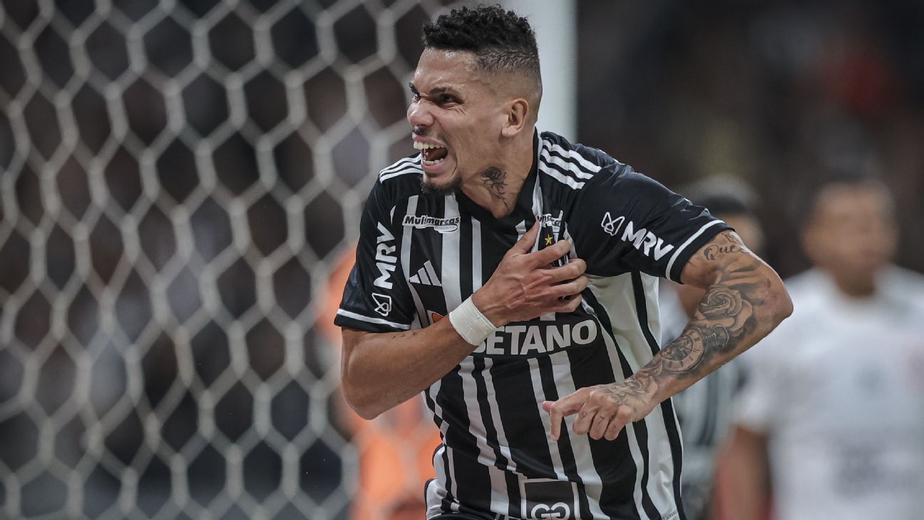 Paulinho entra para a história ao anotar o primeiro gol da Arena MRV ...