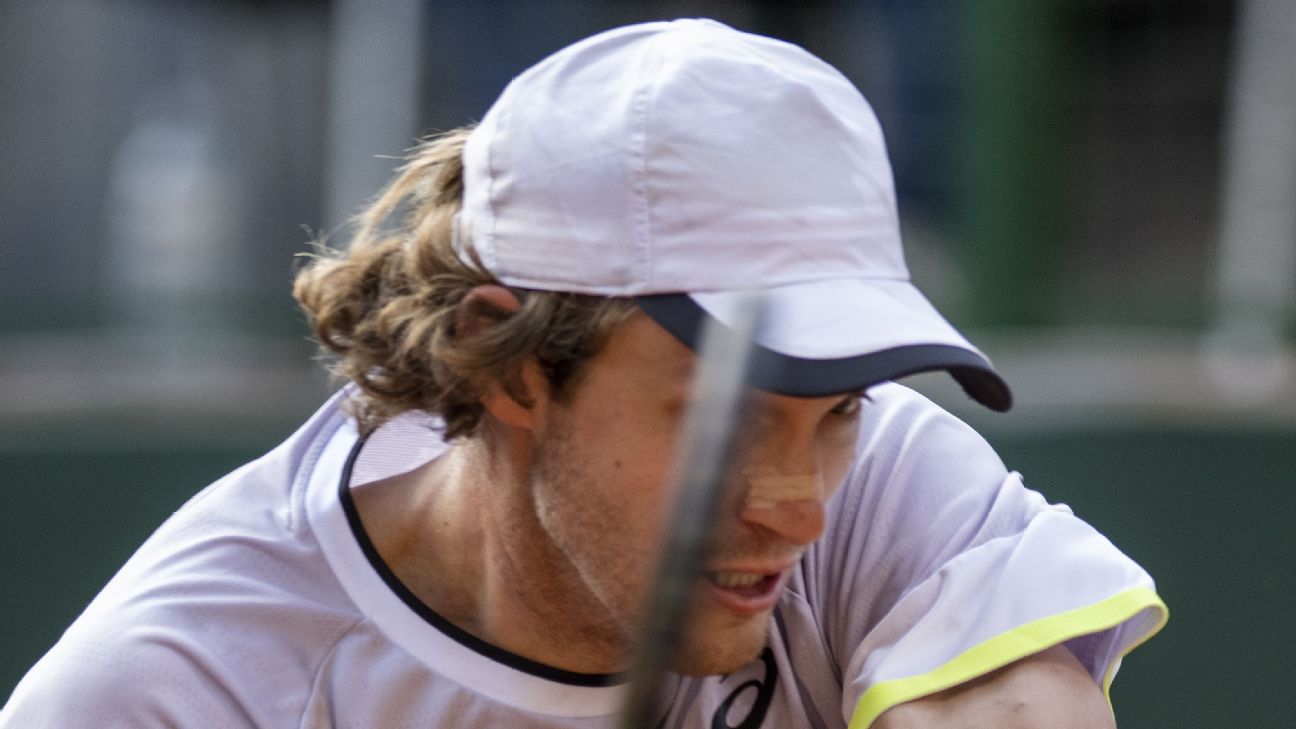 Nicolás Jarry pasó con solvencia su debut en el ATP de Halle - ESPN