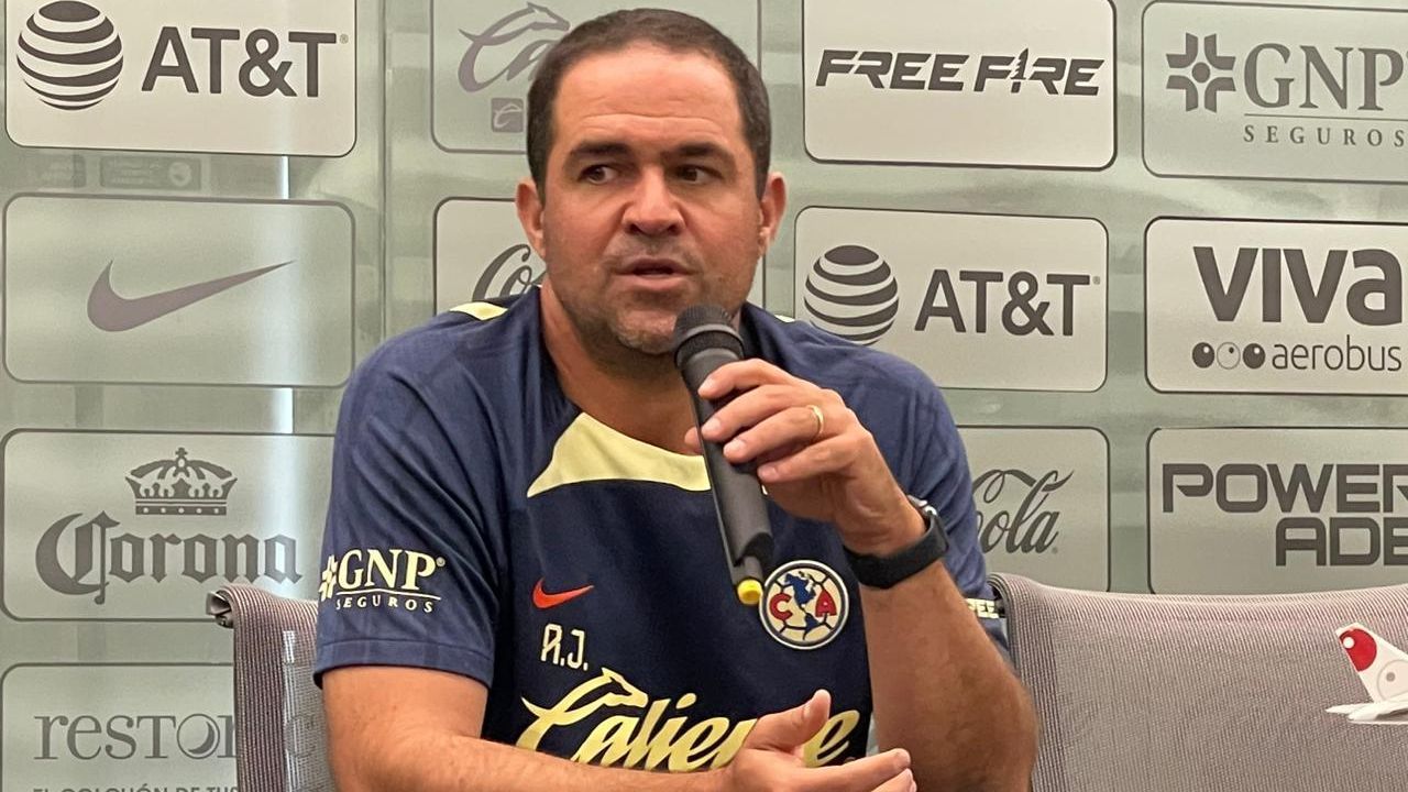 André Jardine ve similitudes entre dirigir América y Brasil - ESPN