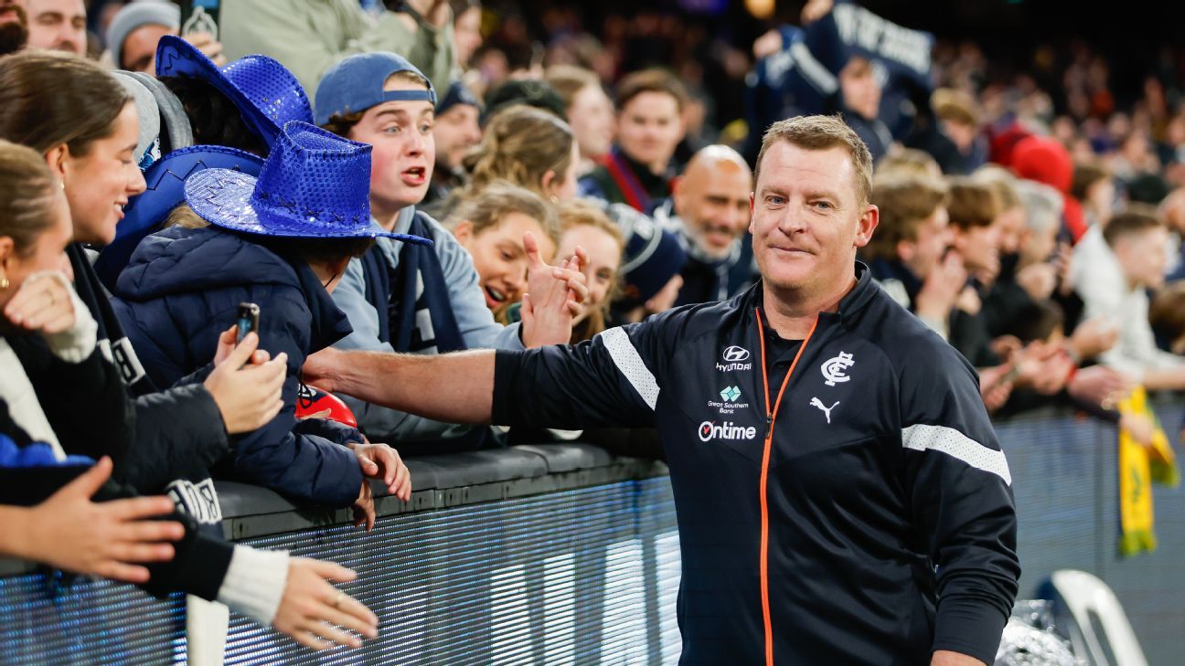 Blues coach Michael Voss backs crucial touched ball decision - ESPN