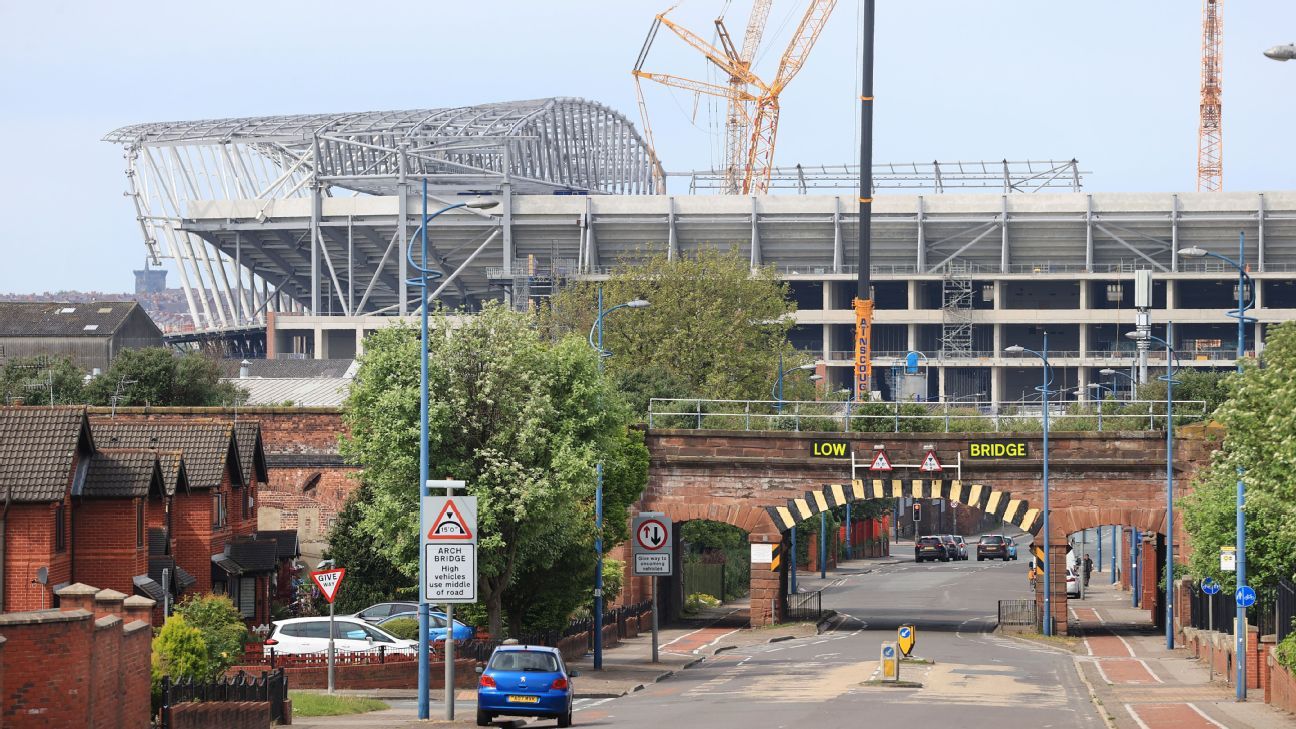 Everton stadium construction worker dies in heavy machinery accident - ESPN