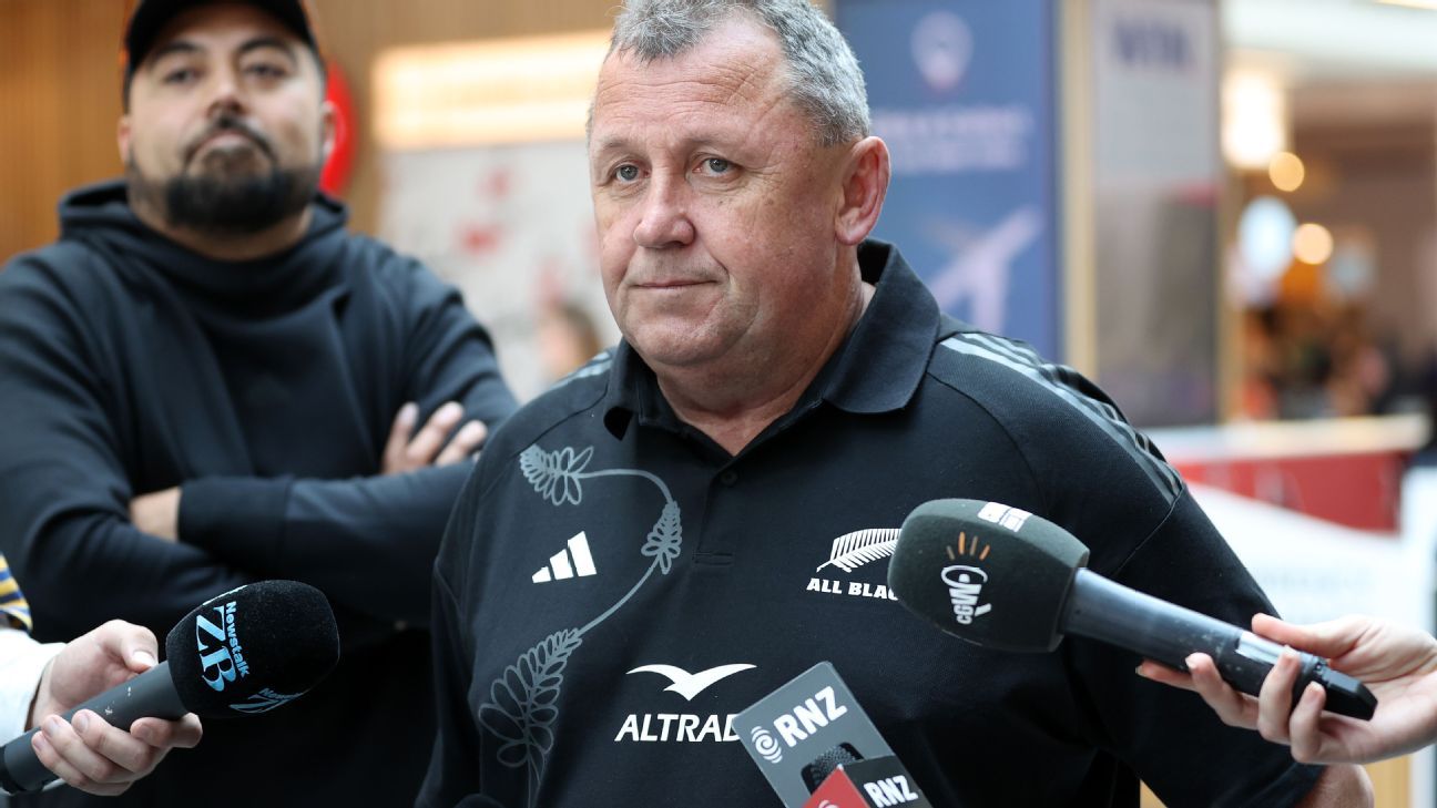 Ian Foster picks big guns in New Zealand team to face Springboks - ESPN