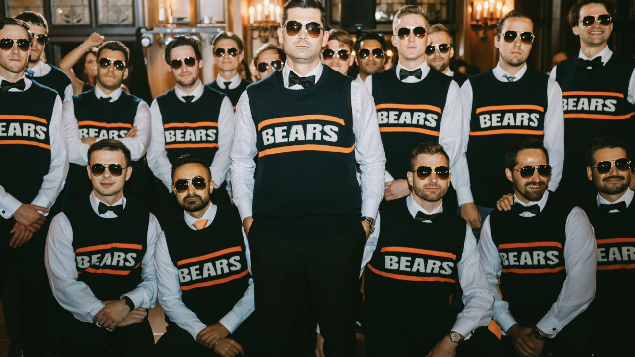 Chicago Bears Fans Dress As Mike Ditka During Wedding Espn
