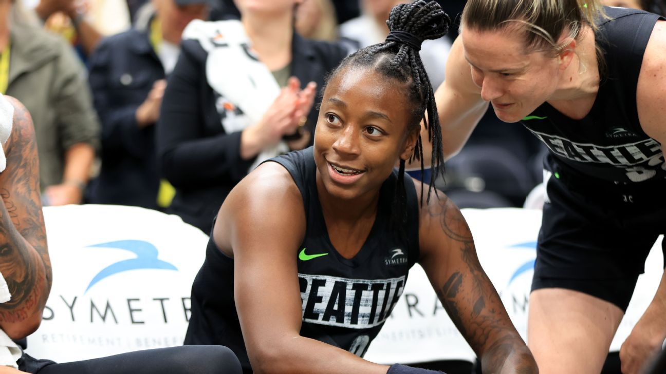 Storm guard Jewell Loyd sets WNBA season scoring record - ESPN