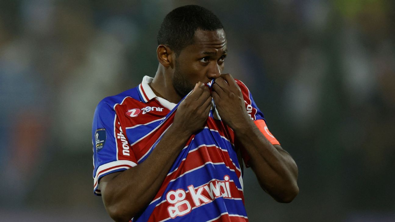 Tinga fala em orgulho após vice, mas reforça busca por vaga na ...