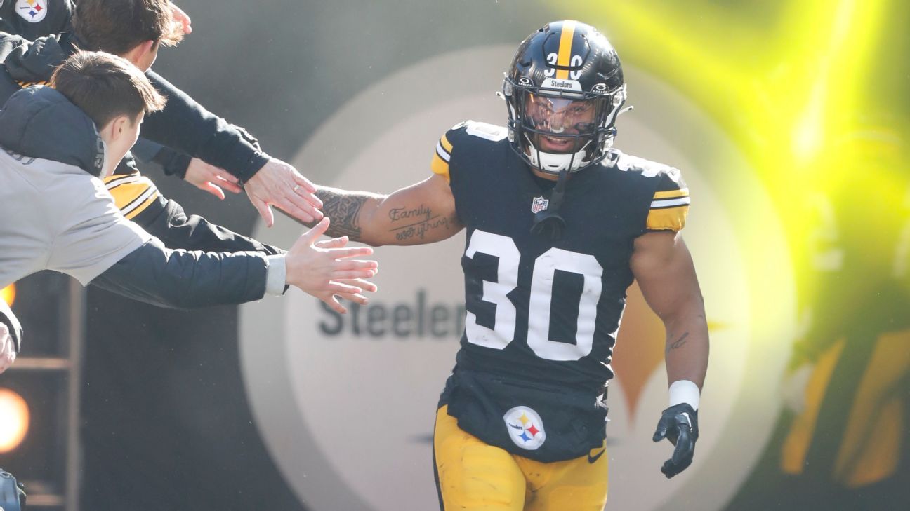 Bigger workload for Jaylen Warren has improved Steelers offense - ESPN