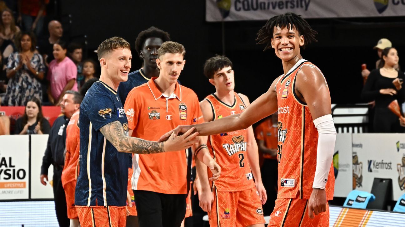 NBL Round 13 Cairns Taipans fire on New Year's Eve to beat Melbourne United - ESPN