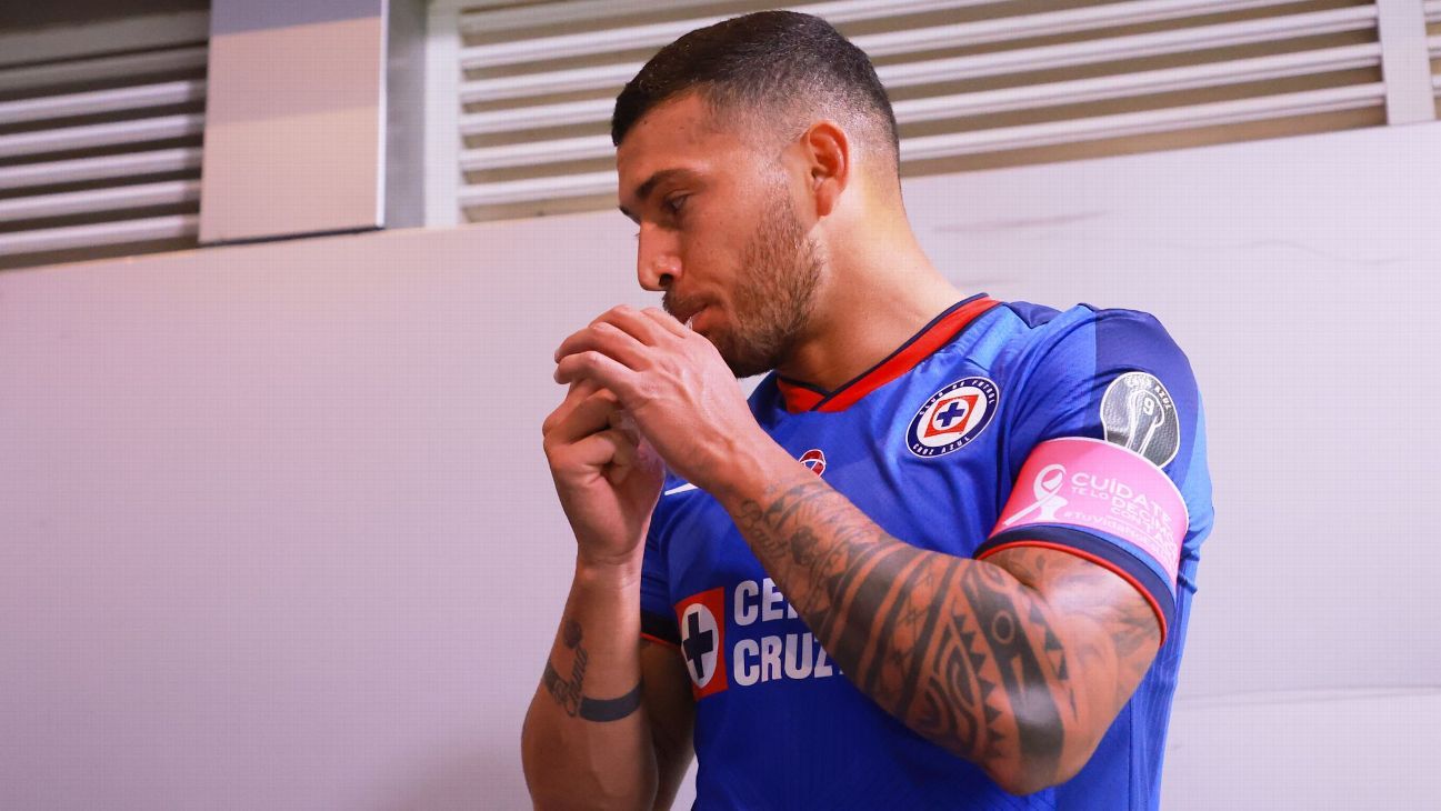 Juan Escobar Con Ofertas Del Extranjero Y Grandes En México Espn