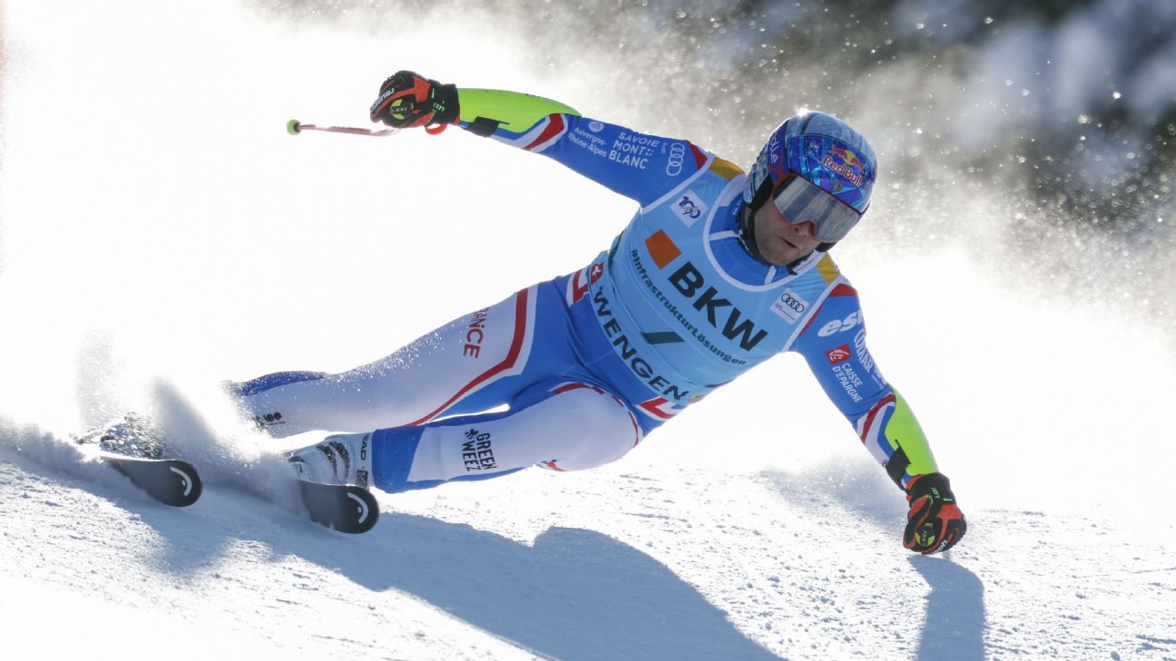 French skier Alexis Pinturault airlifted from course after crash - ESPN