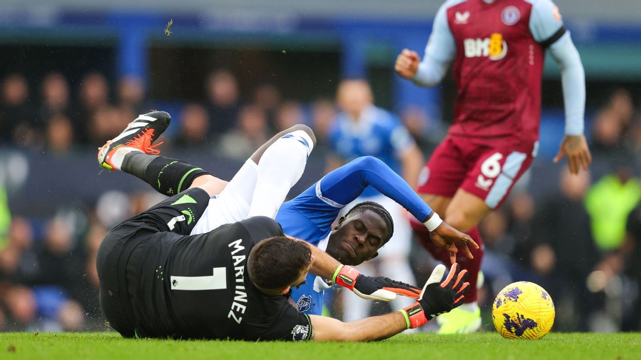Dibu, a lo Dibu: tremenda doble atajada de Martínez en el empate de Aston Villa ante Everton - ESPN
