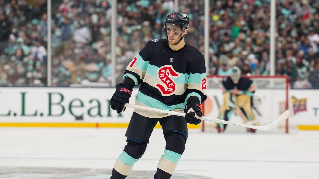 Fantasy hockey: Stack your early lineup with Kraken and Devils - ESPN