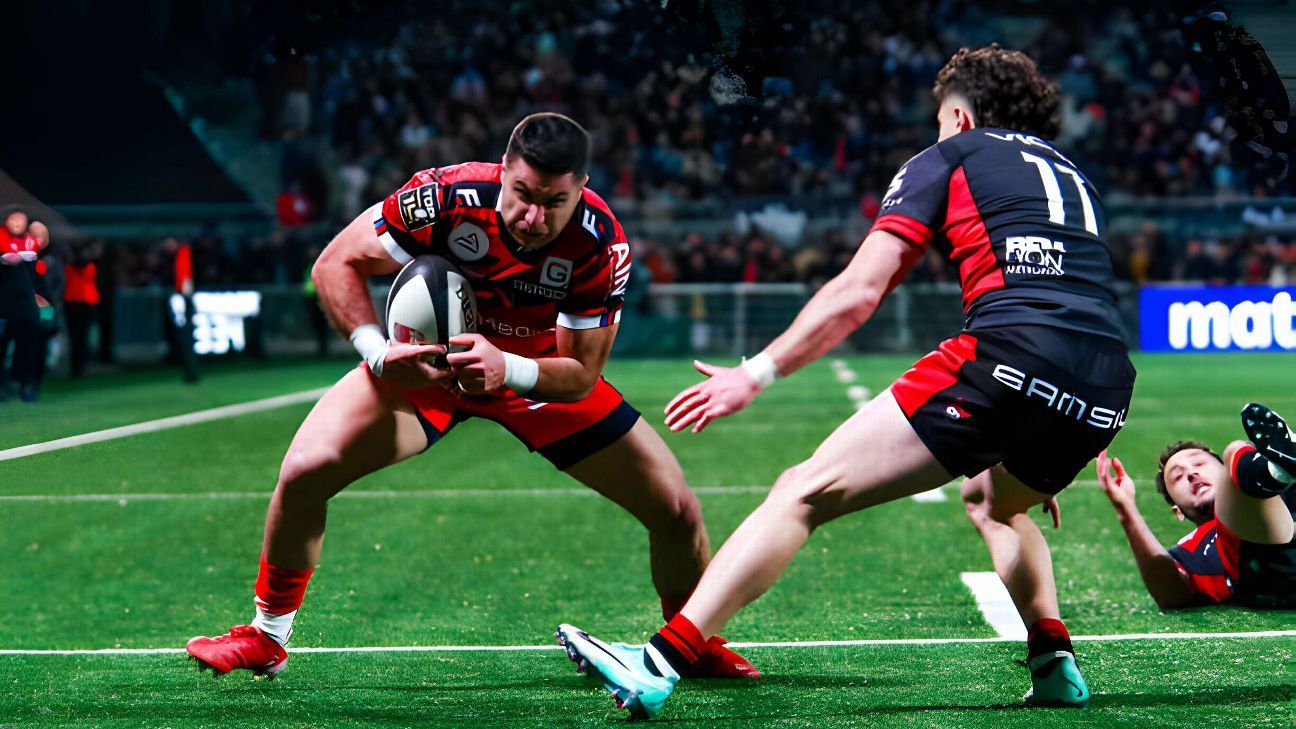 Lucas Mensa finalizó en try una buena jugada de Oyonnax - ESPN