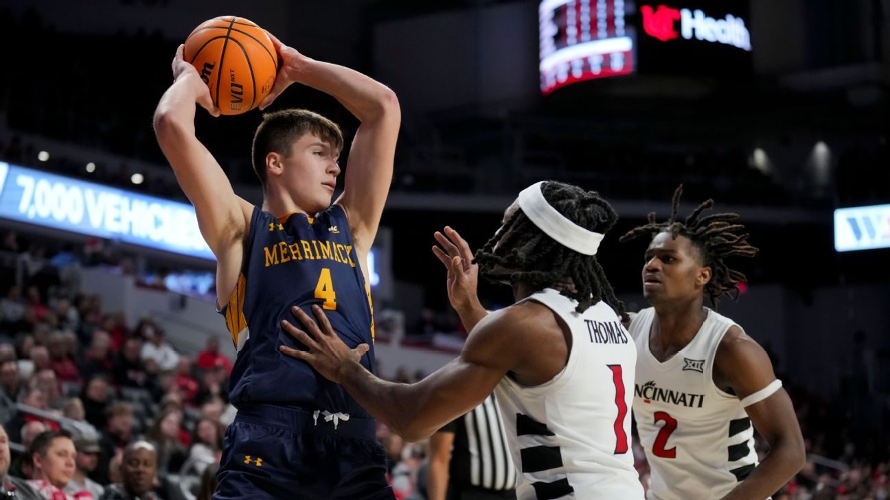 Jordan Derkack set to leave Merrimack after award-winning year - ESPN