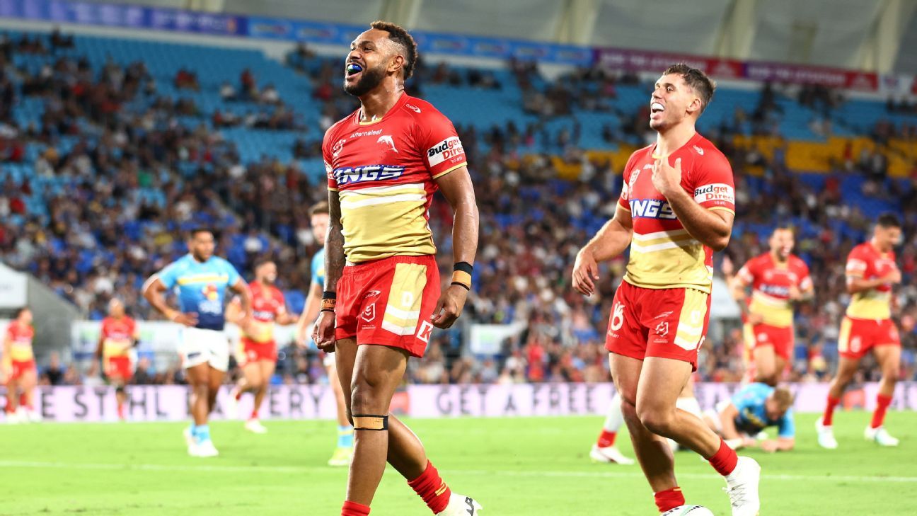 Dolphins stars fire in big win over the Titans - ESPN