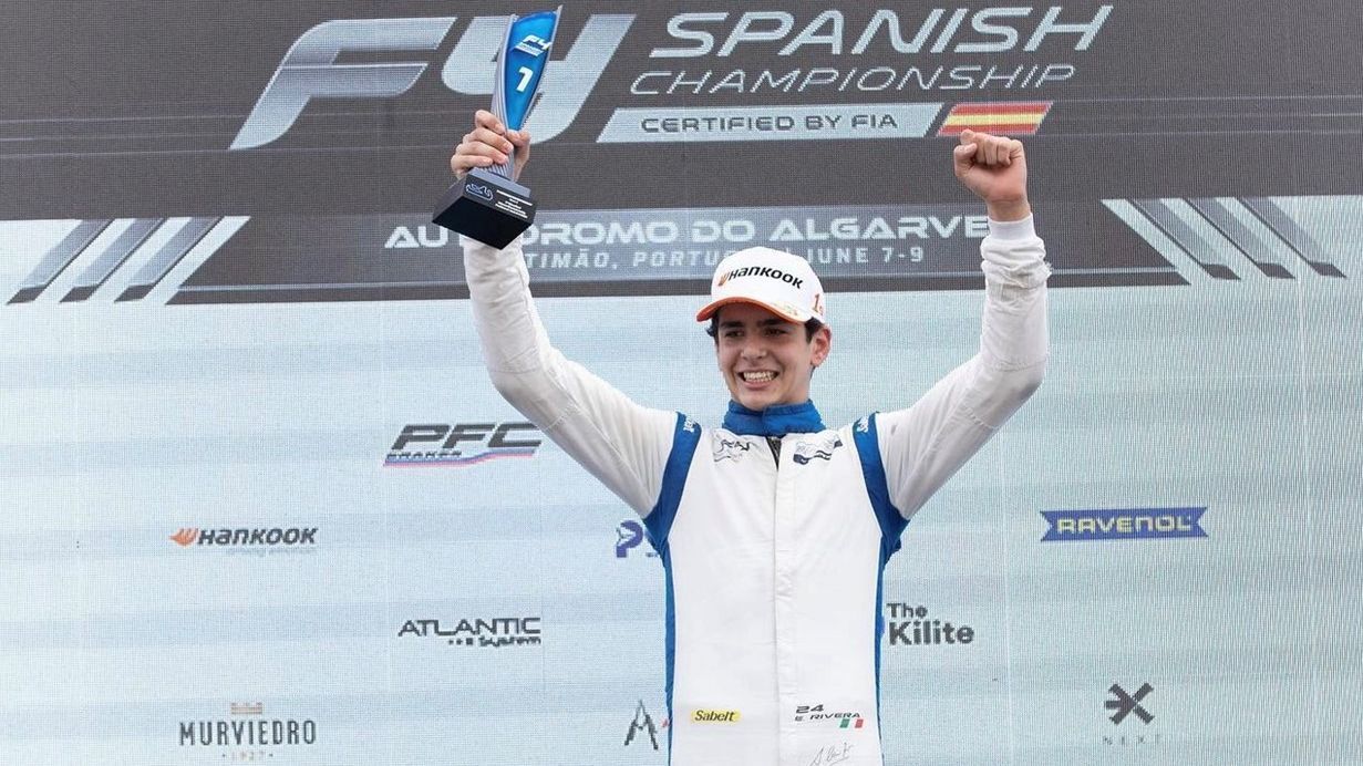 ¿Quién es Ernesto Rivera? El piloto mexicano que está en la mira de Red ...