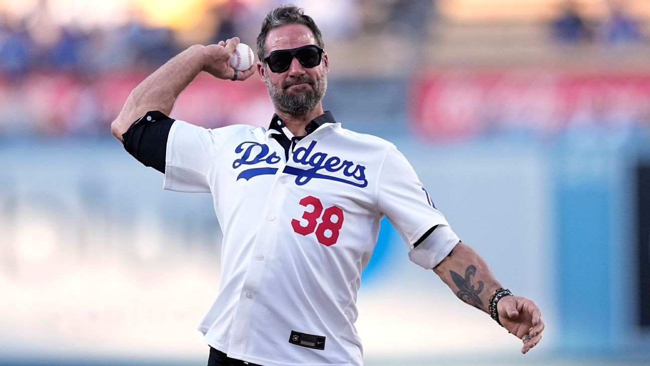 Eric Gagné, Dodgers mark 20th anniversary of 84 saves streak - ESPN