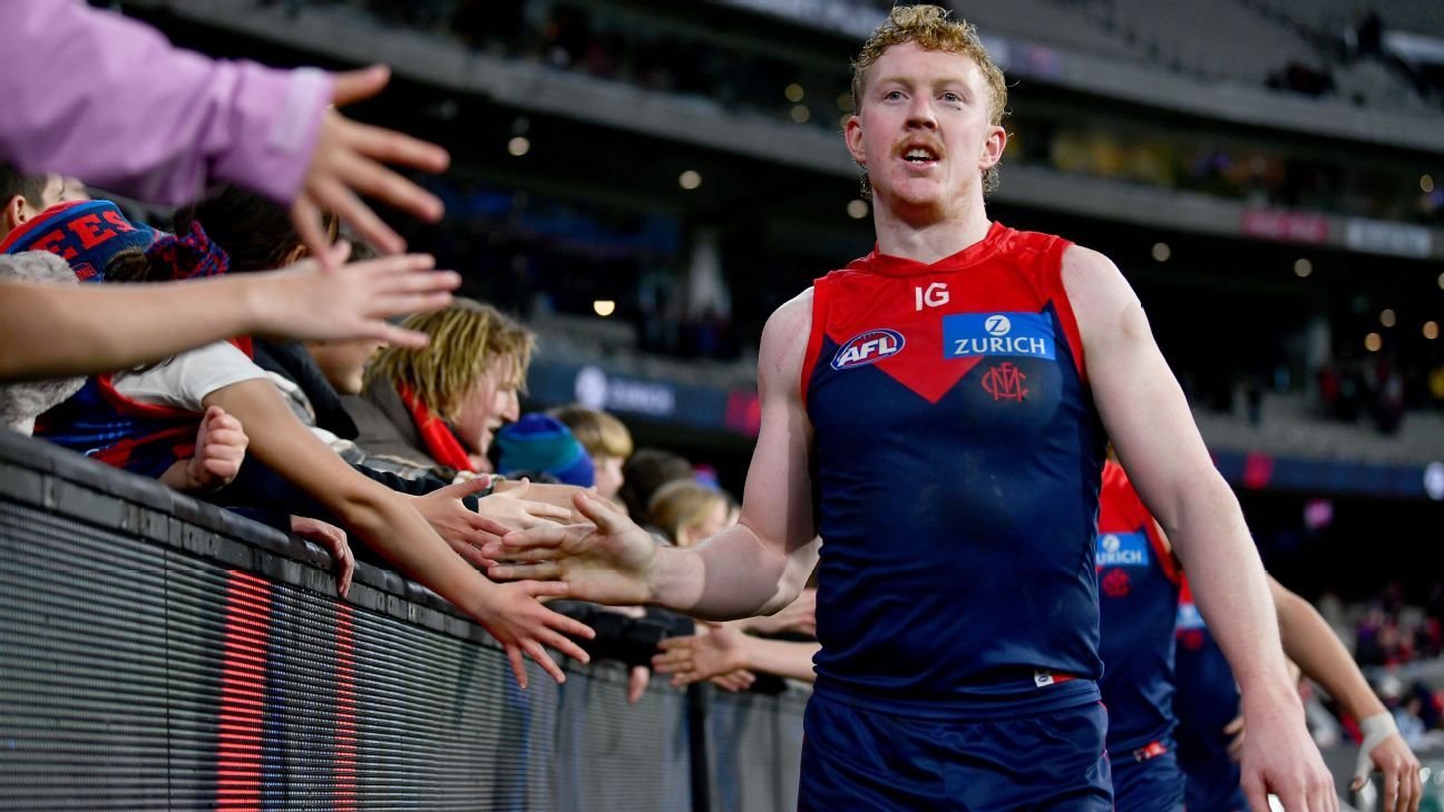 AFL: 'It's not true' - Demons dismiss talk of Oliver friction - ESPN