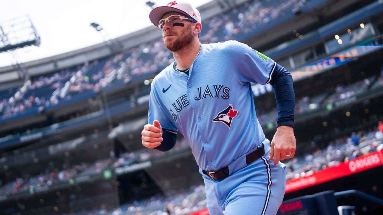 Boston adquiere al cátcher Jansen, de Blue Jays - ESPN