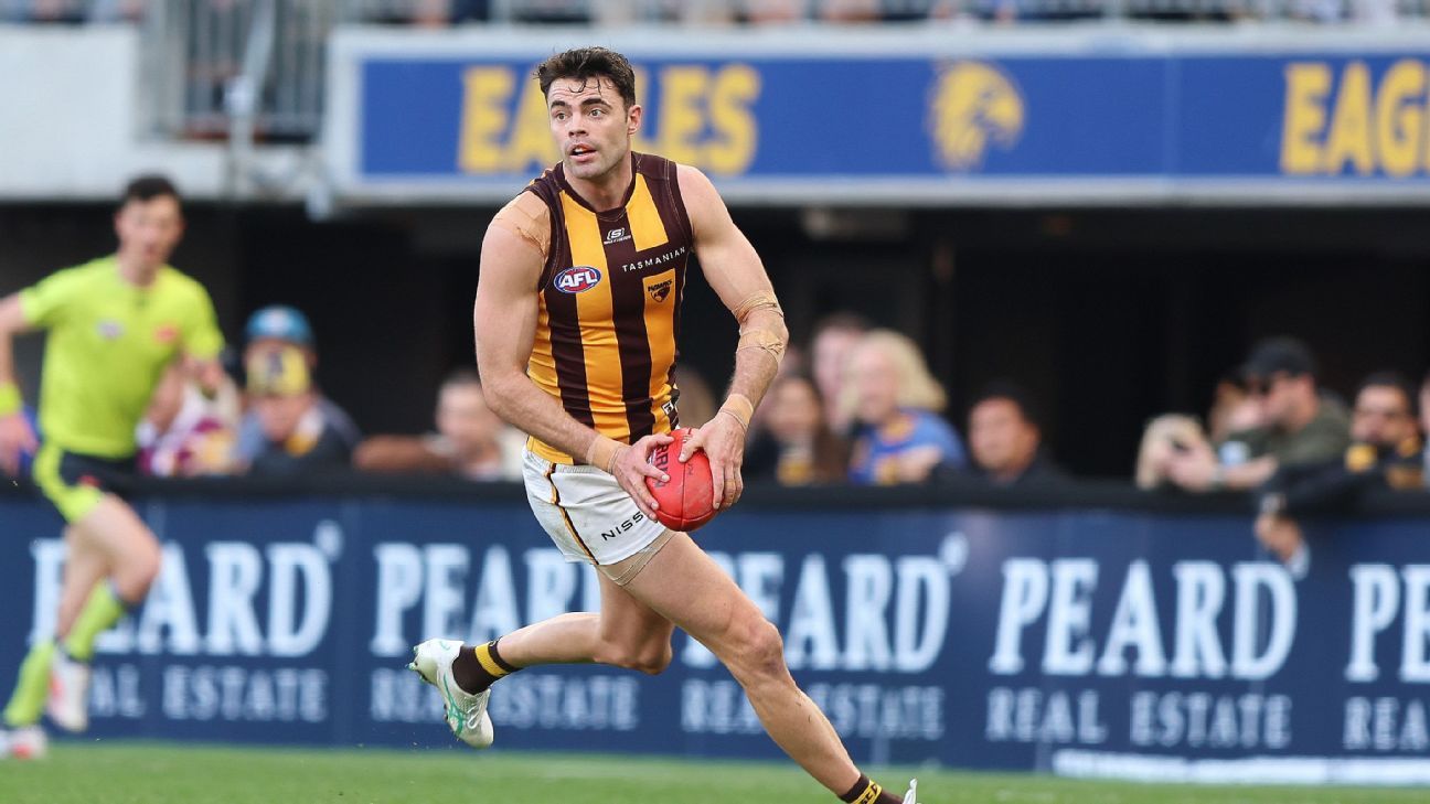 AFL: Irishman Conor Nash to fly with the Hawks until 2029 - ESPN