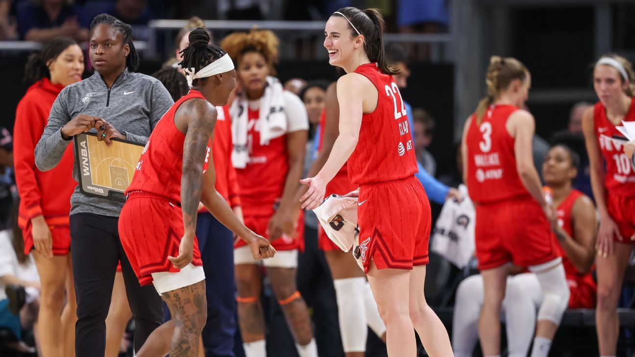 Cómo Clark llevó a las Fever a tener la mejor ofensiva de la WNBA - ESPN