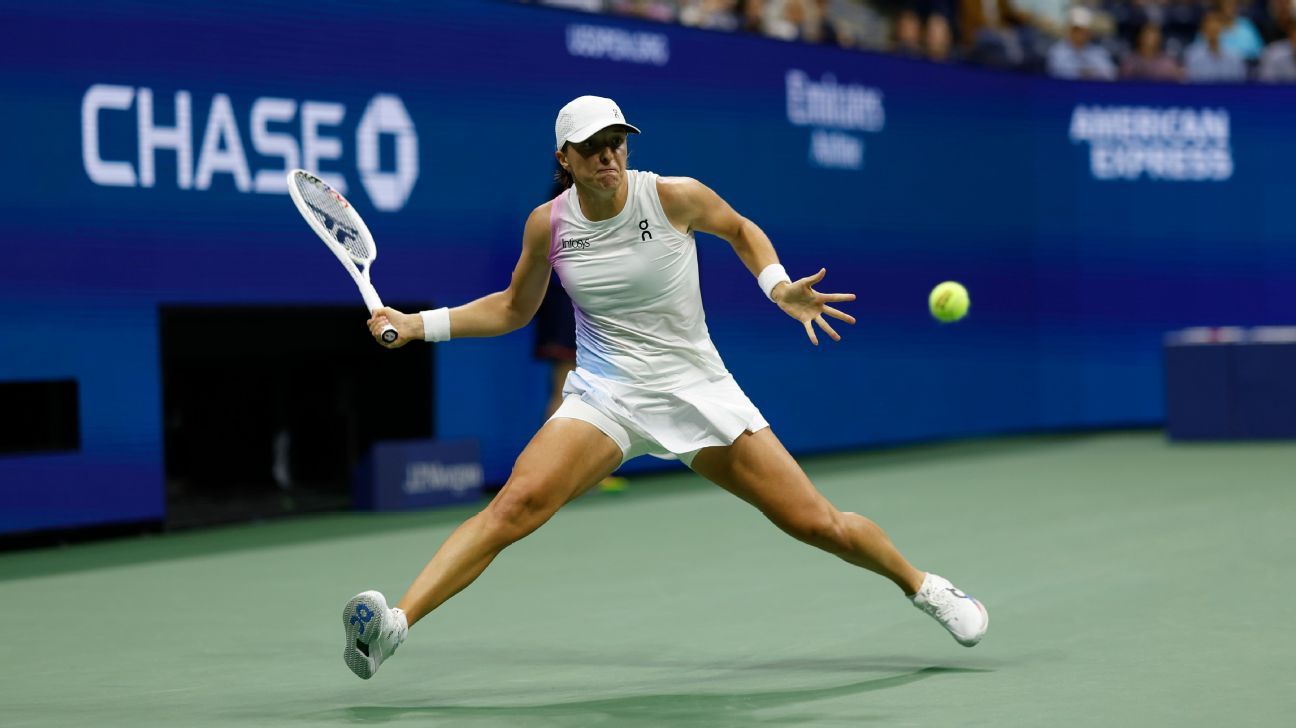 Iga Swiatek rides another dominant effort into US Open 4th round - ESPN