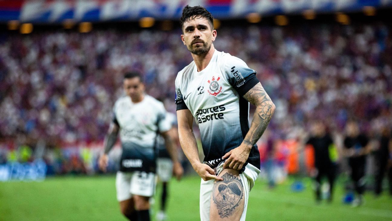 Coronado reforça vontade de jogar mais pelo Corinthians e promete ...