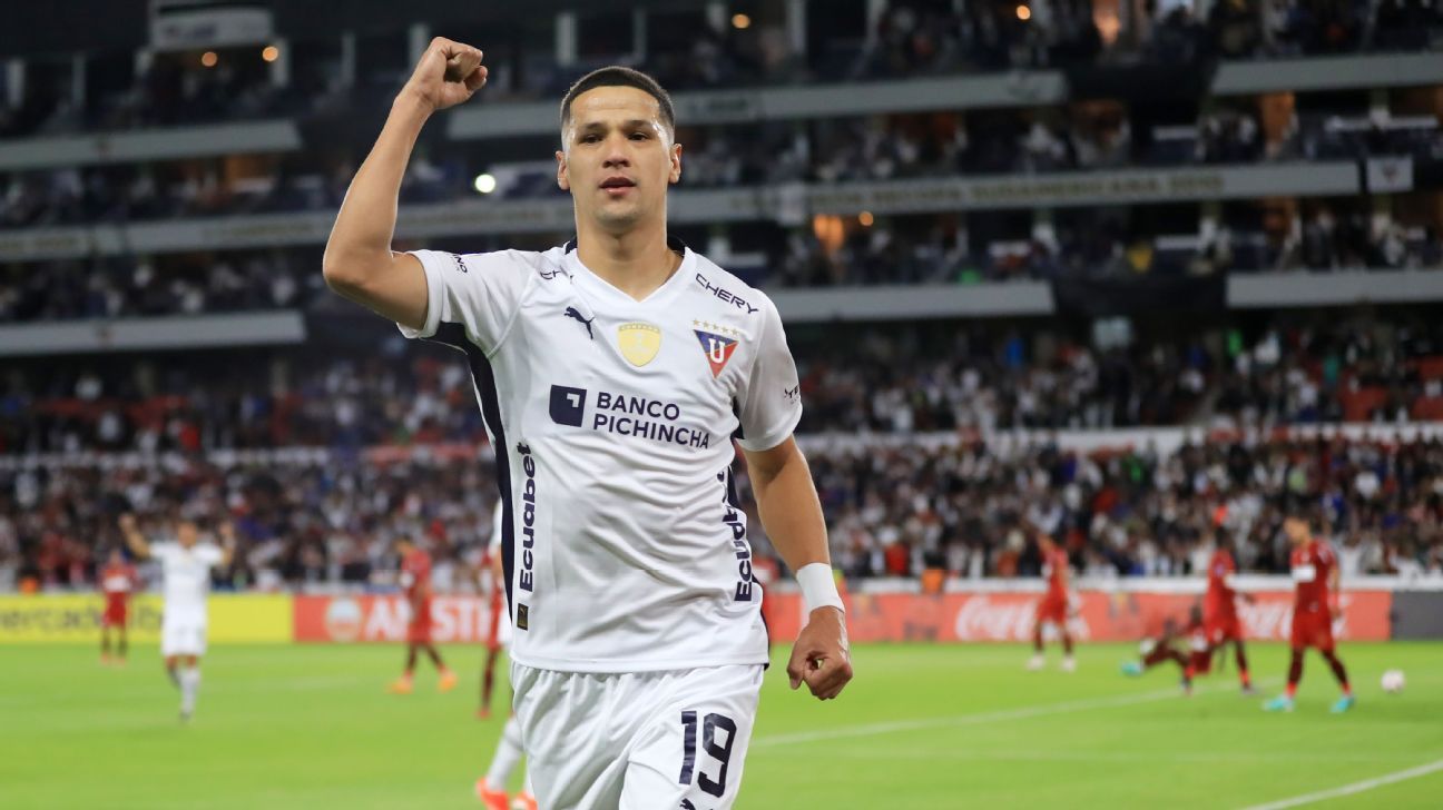 El toque goleador de Álex Arce: ¿Cómo fueron los 35 goles que lleva el ...