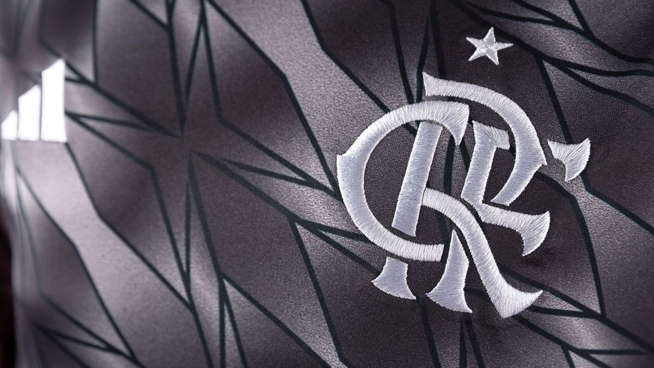 Flamengo apresenta nova camisa 3: 'Brilho dos diamantes' - ESPN