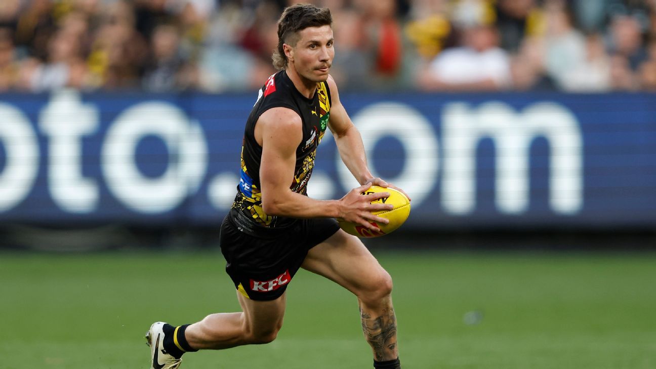 Dockers waiting in wings as Baker mulls AFL future - ESPN