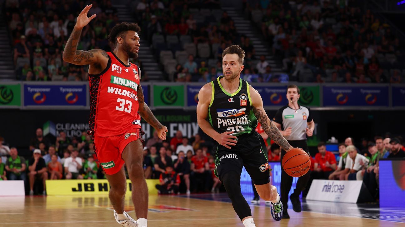 Phoenix's rise continues in big NBL win over Wildcats - ESPN