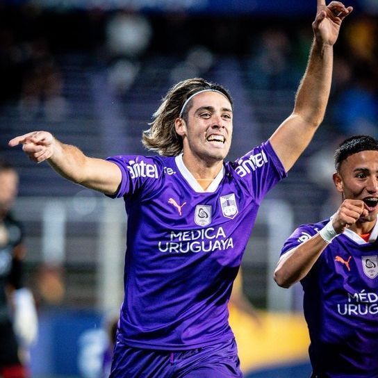 Defensor Sporting goleó a Progreso, extendió su gran presente y trepa ...