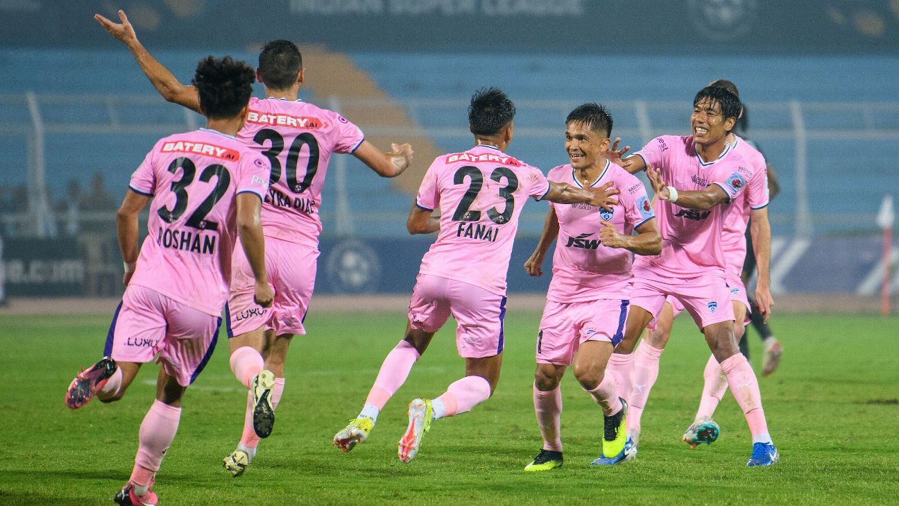 ISL Musings: Chhetri the miracle, Stahre gets Blasters recipe right ...