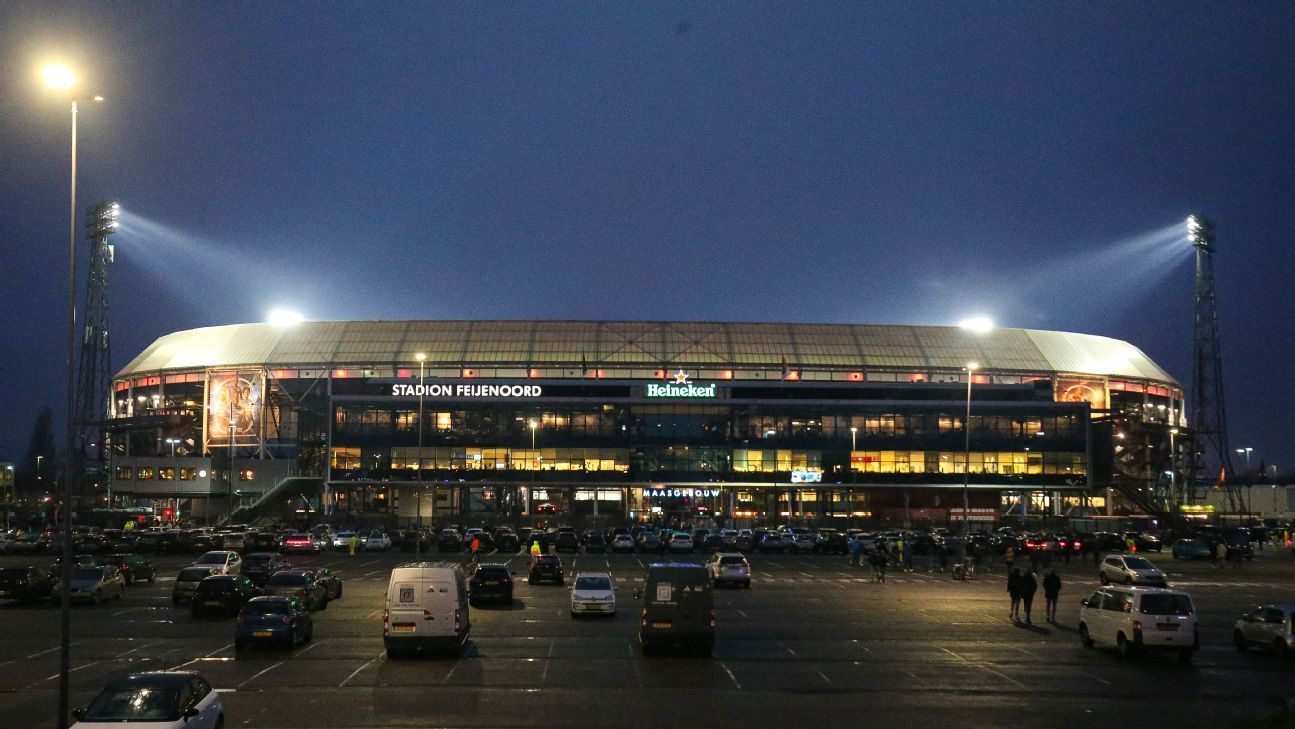 "Misschien is het wel een nadeel dat Feyenoord thuis speelt tegen ...