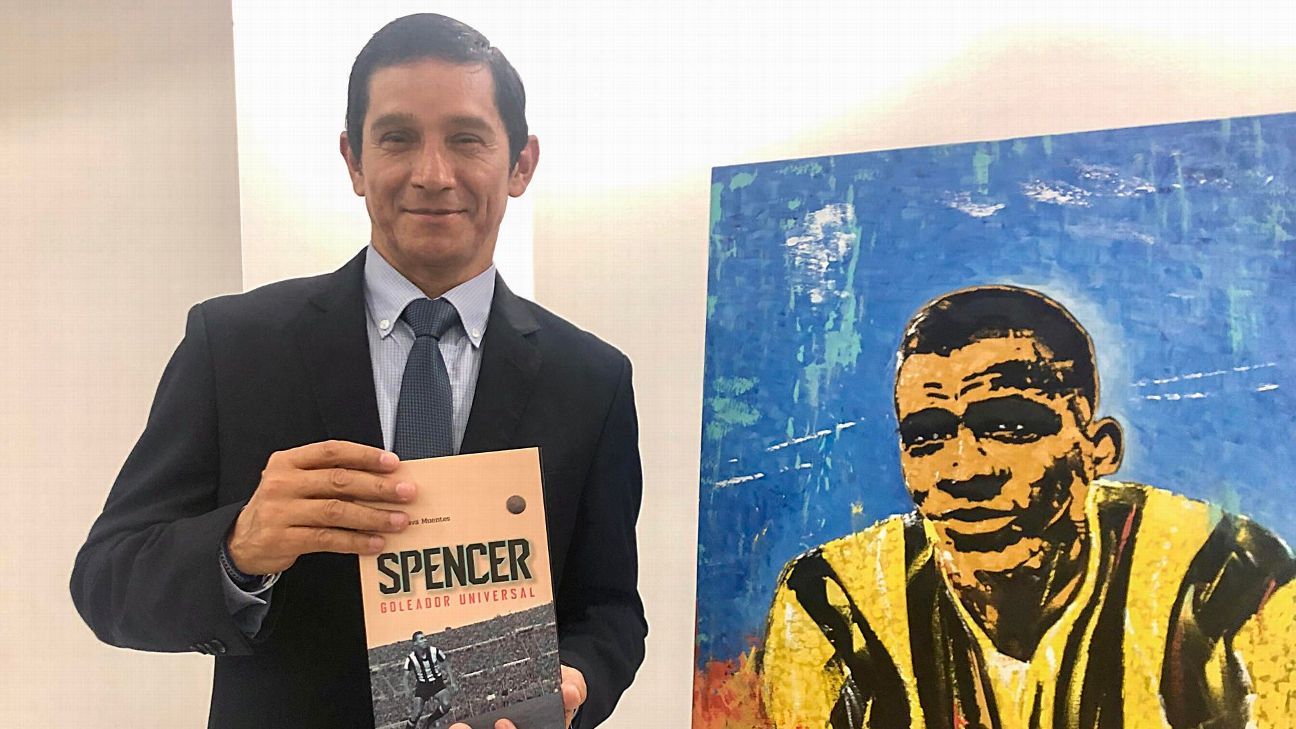 Se relanzó en Ecuador la biografía de Alberto Spencer, leyenda de ...