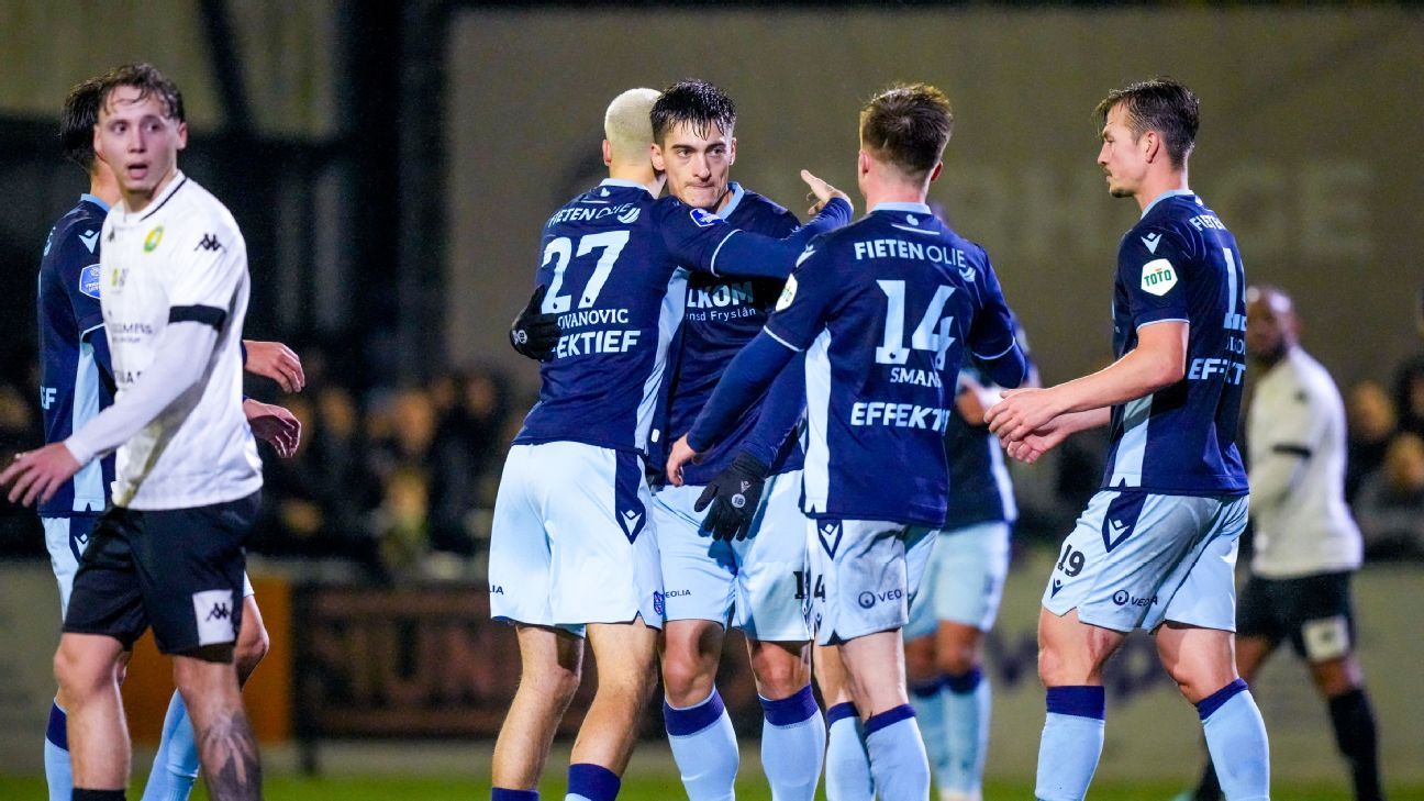 Tiental Heerenveen houdt stand en bekert verder na nipte zege op ASWH ...