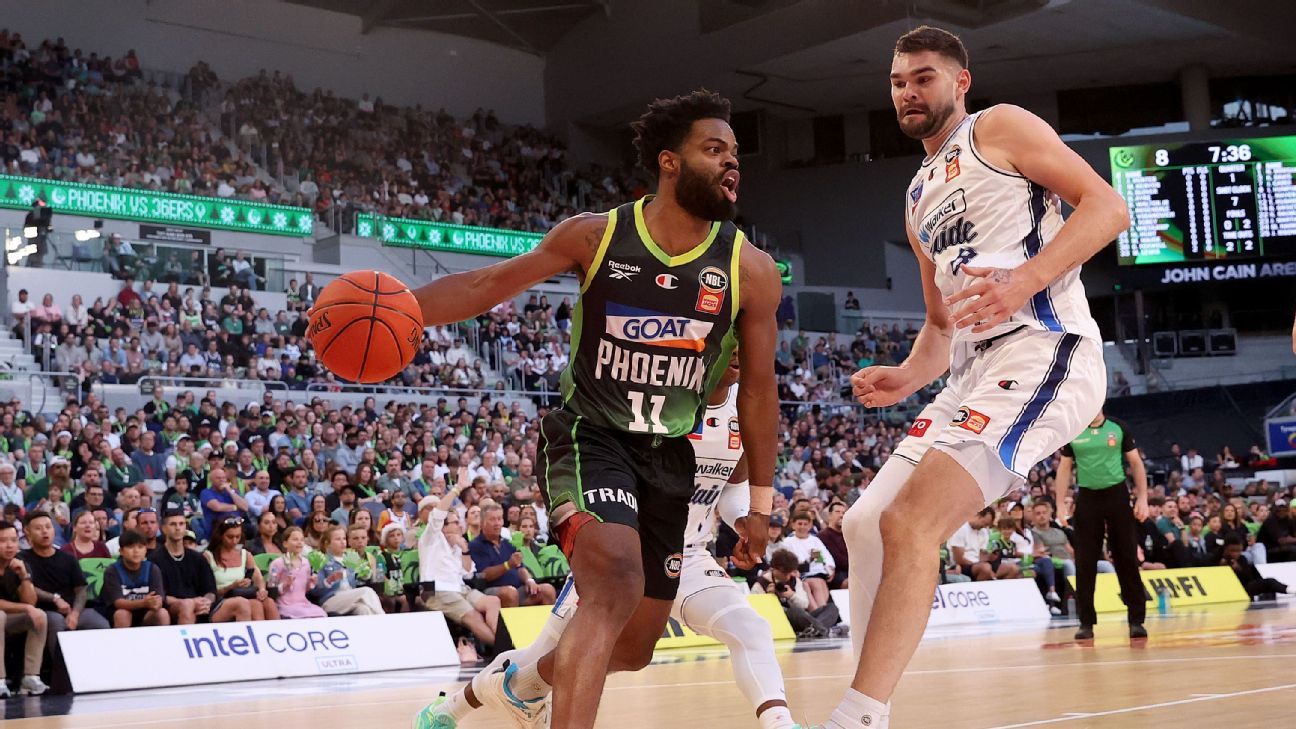 Walton Jr fires as Phoenix crush 36ers in open-air win - ESPN