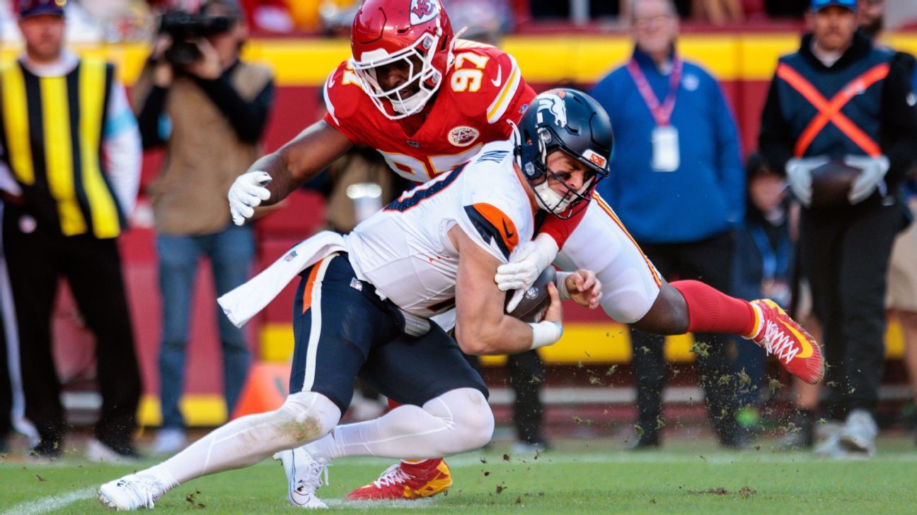 Top props and game picks for Week 11: Why Chiefs-Broncos stays under - ESPN