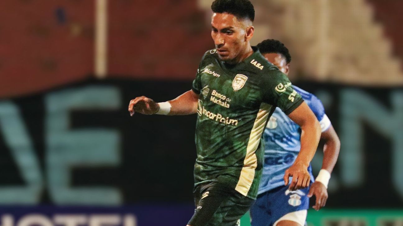 Ángel Mena volvió al fútbol ecuatoriano y debutó en la caída de Orense ...