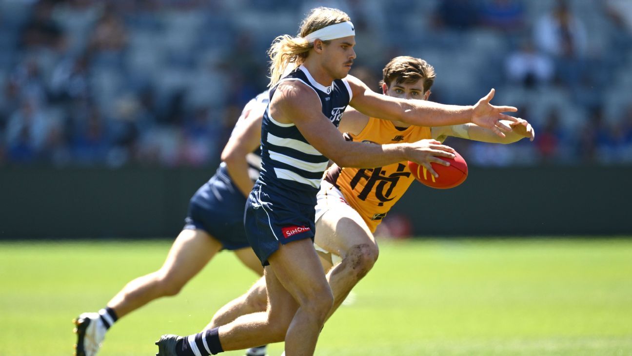 Boom AFL recruit Bailey Smith shines in first Cats hit-out - ESPN